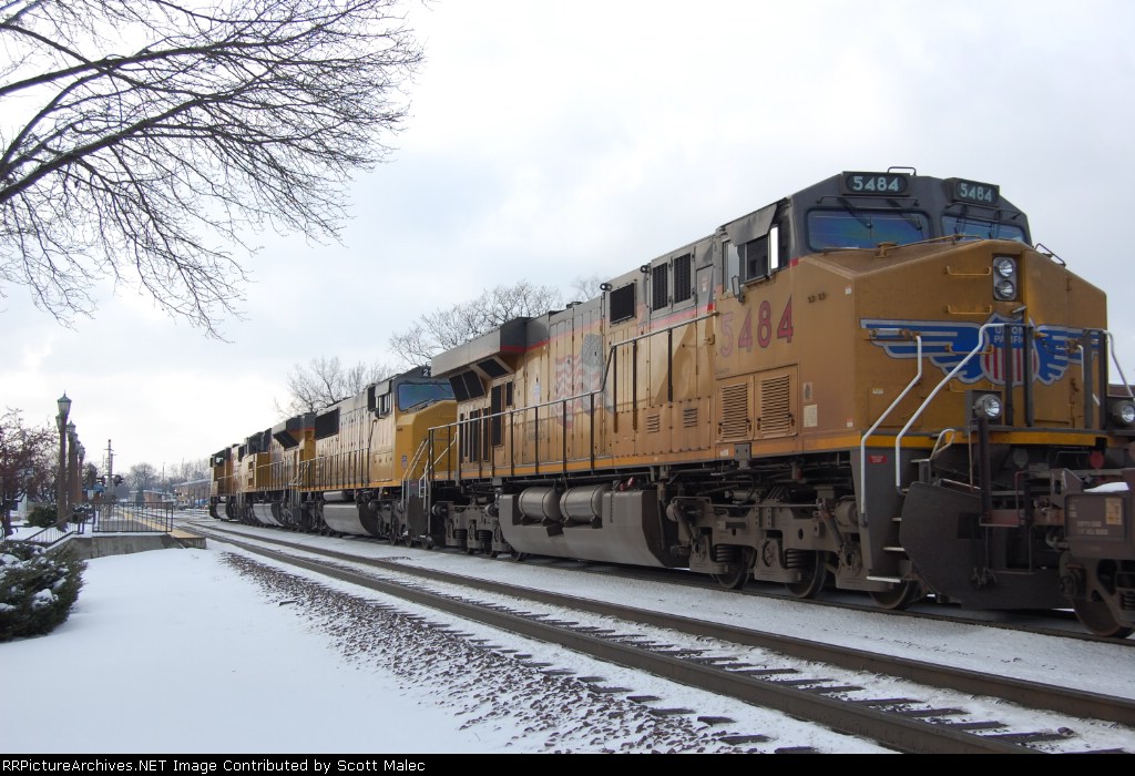 UP 4300, 8556, 2158 & 5484